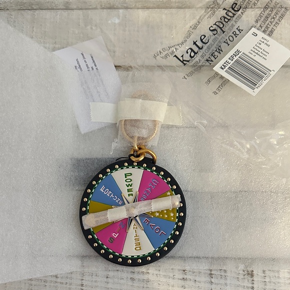 kate spade | Accessories | Nwt Kate Spade Fortune Favors Spin Wheel ...